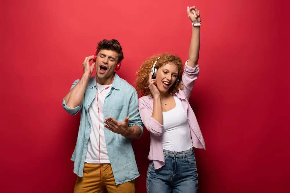 15 Easy to Sing Songs - Vocals in Tune