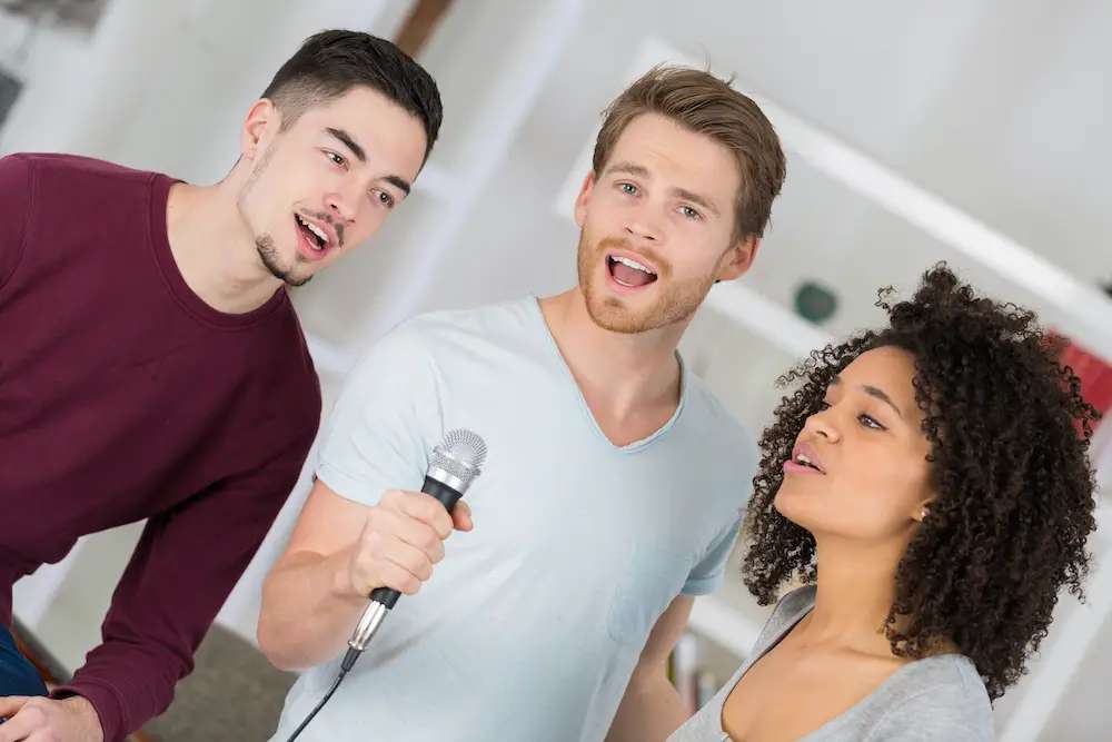 How to Find Your Vocal Range - Vocals in Tune